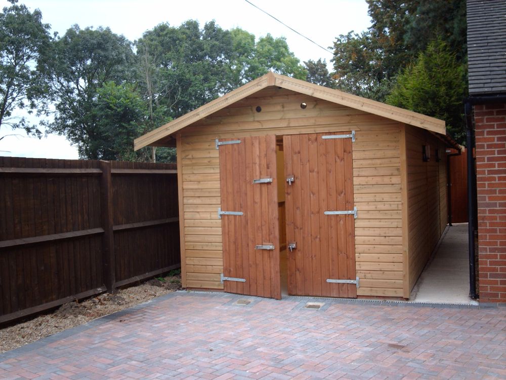 Single Timber Garages from £8000 - by Warwick Buildings